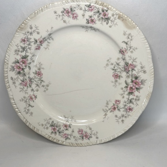 Homer Laughlin | Dining | Homer Laughlin Pink White Floral Pattern ...